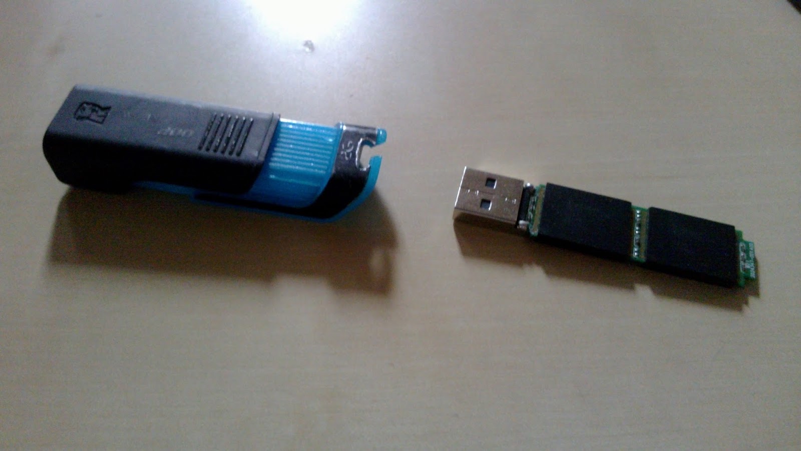 How to repair my broken USB thumbdrive?Help