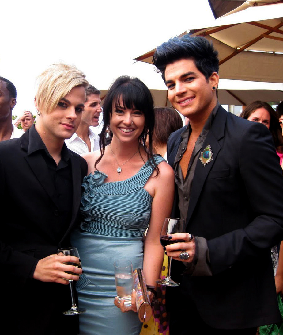 AdamBertDaily Blog: How 'Bout that Adam Lambert! 22/08/2011