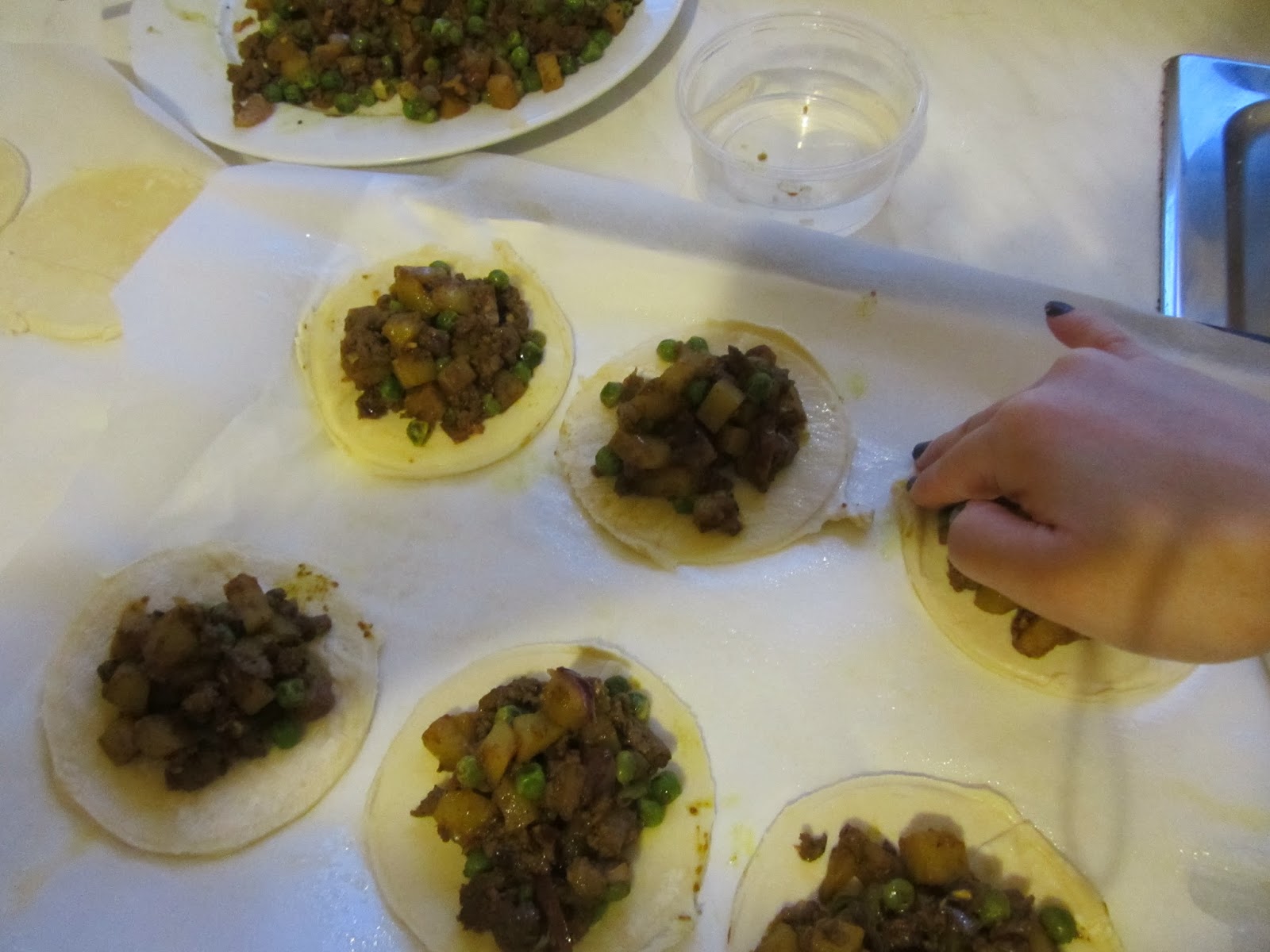 COCOBELLA BALLERINA: In The Kitchen: MINI BEEF CURRY PIES