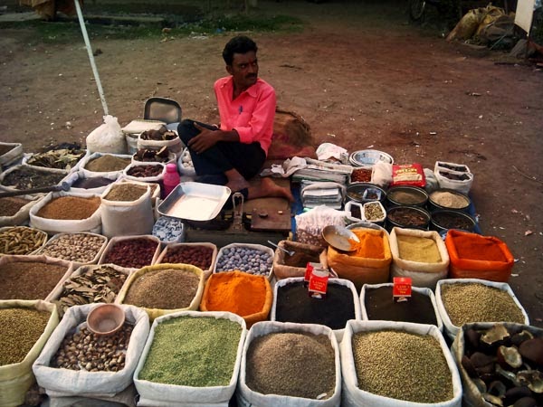 Stock Pictures: Spice vendors in an Indian marketplace