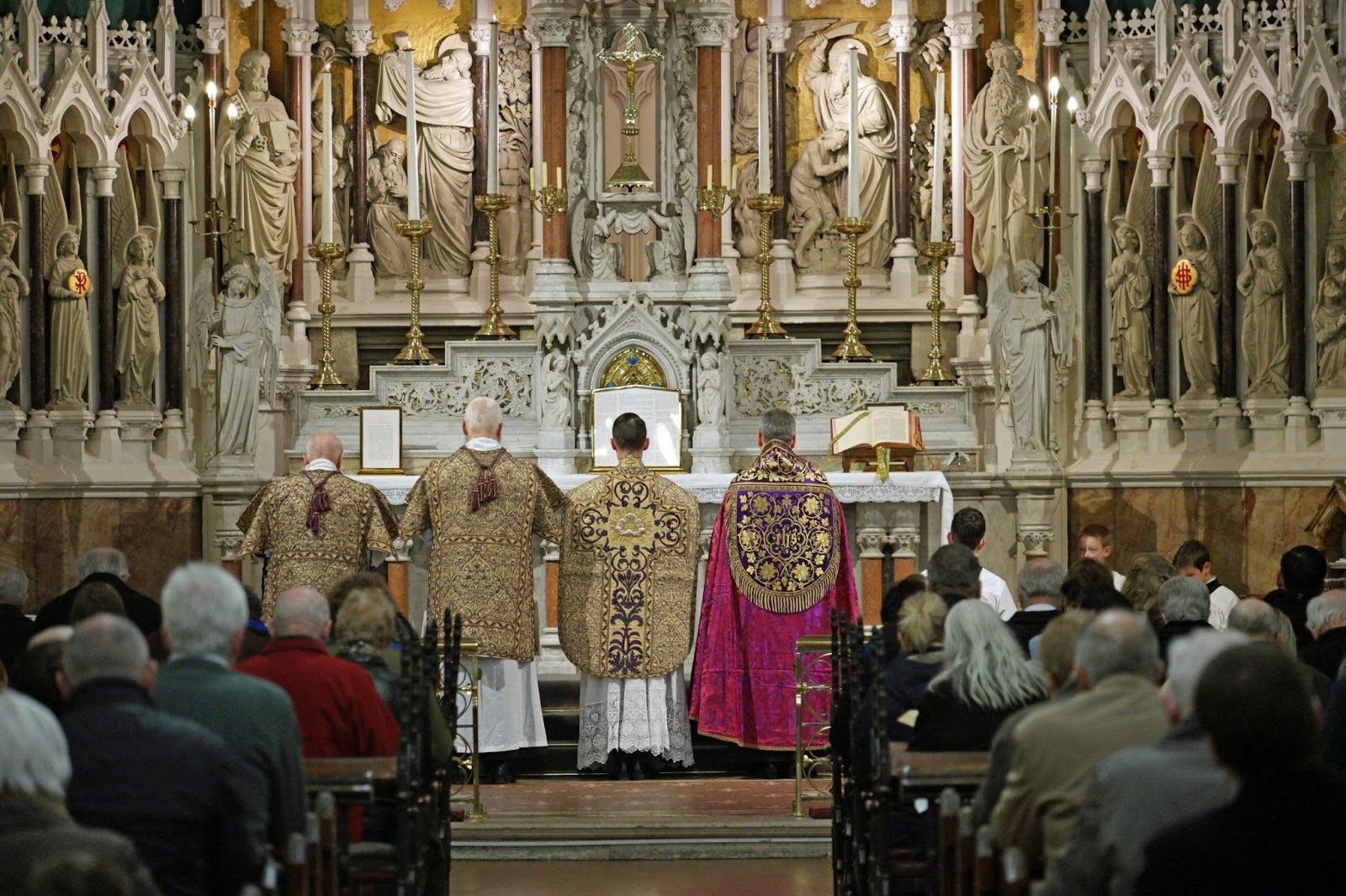 New Liturgical Movement: A First Mass in Ireland