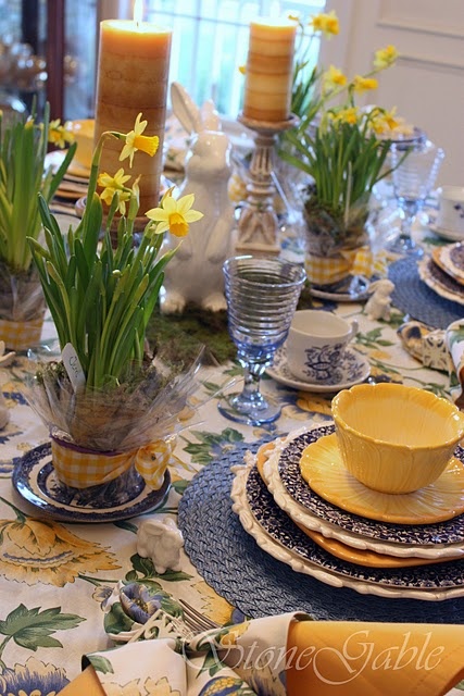 Spring Entertaining and Dining - Beautifully Seaside