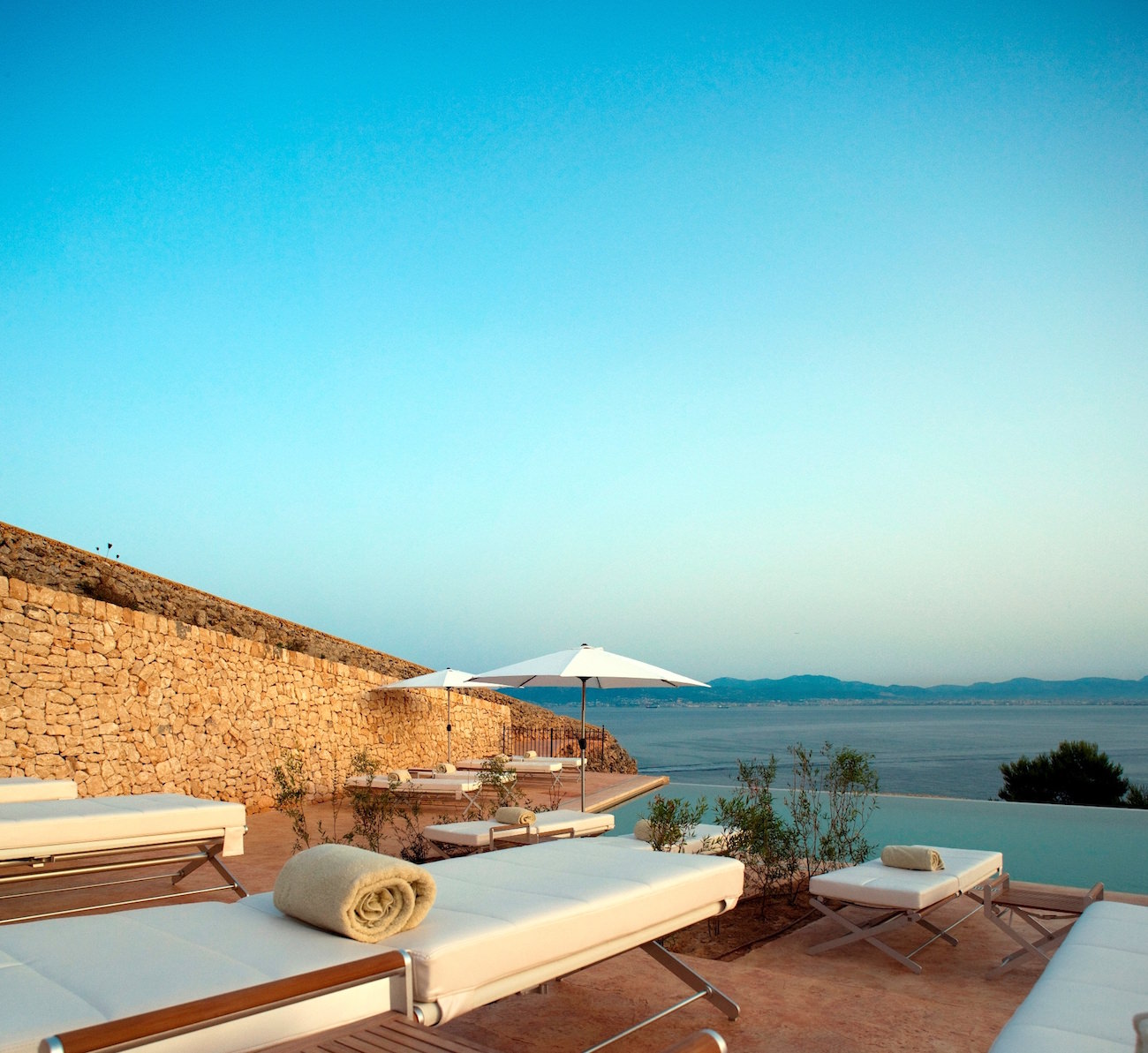 Passion For Luxury : HOTEL CAP ROCAT MALLORCA