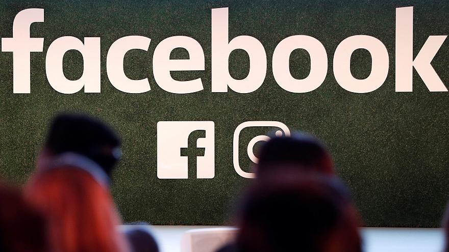 CAMBRIDGE ANALYTICA AND FACEBOOK SCANDAL