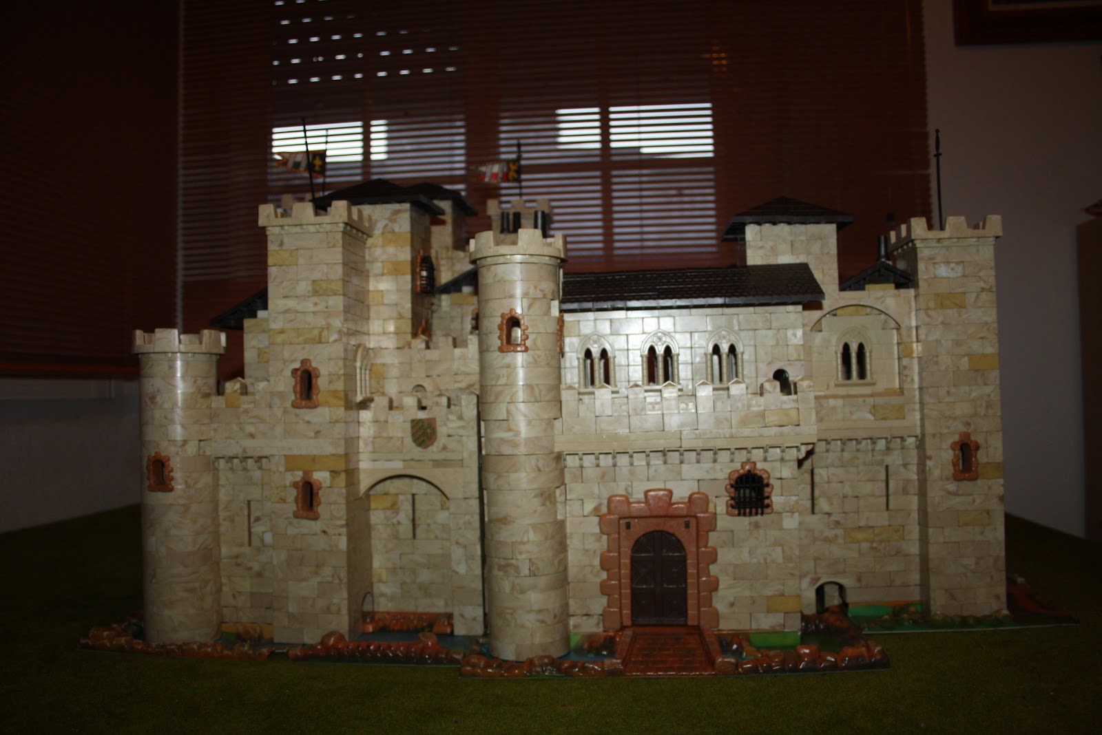 EXIN CASTILLOS & EXIN WEST: FORTALEZA DEL TRASTEVERE