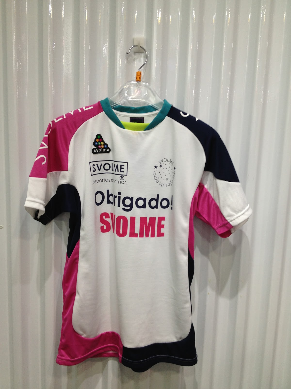 SVOLME SINGAPORE: colourful jersey