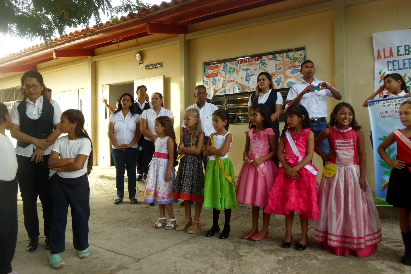 CBIT "Elisa Pulgar de Ramirez": Actividad: Aniversario E.B "Elisa ...