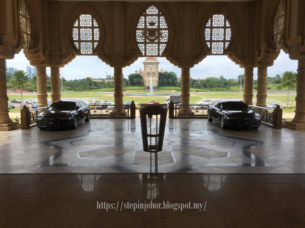 Step In Johor: Sultan Ibrahim Building & Sultan Ismail Building