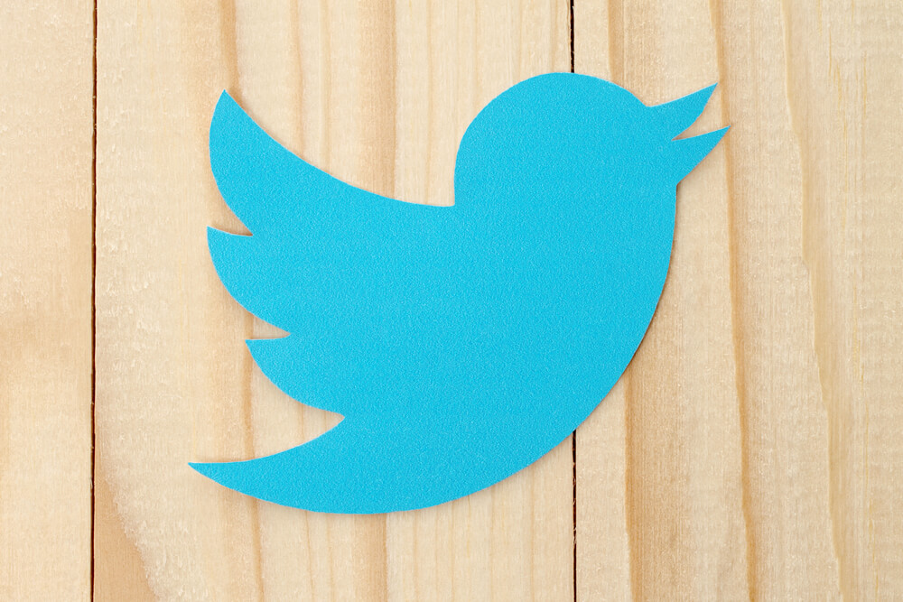Twitter Shares Fall On Hacking Concerns HQBroker Review twitter-shares-fall-on-hacking-concerns-hqbroker-review