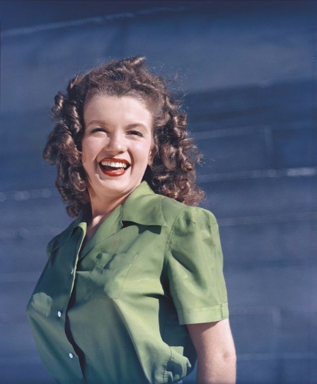 Stunning Photos by David Conover, the Man Who Discovered Norma Jeane ...