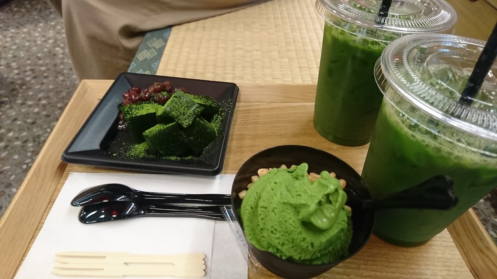 Kaminari Issa in Asakusa