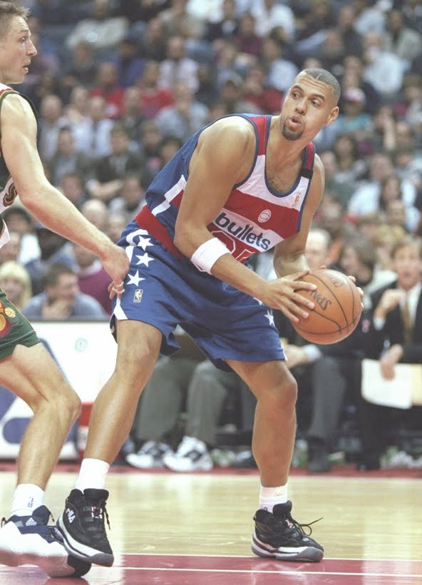 BALONCESTO HISTORIA DE LOS MEJORES: Tracey Murray; Todo un "Bruins"