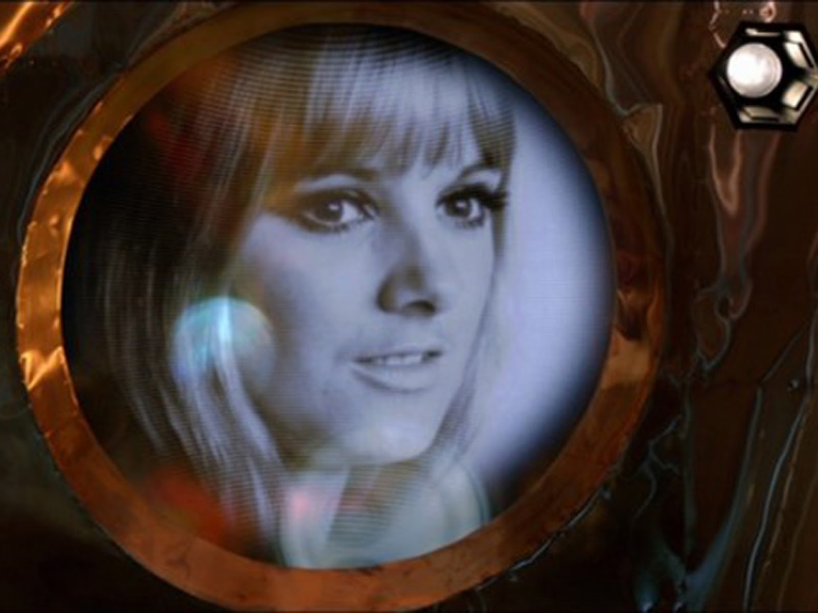 TARDIS Musings: Many Happy Returns, Anneke