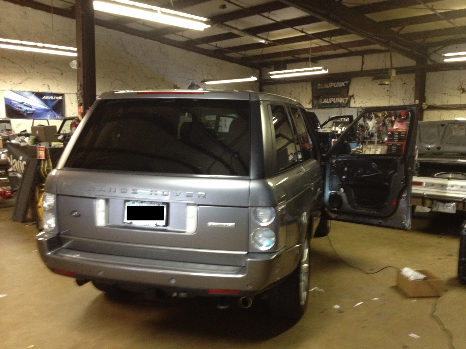 Range Rover for Subwoofer and Speakers - hurleys