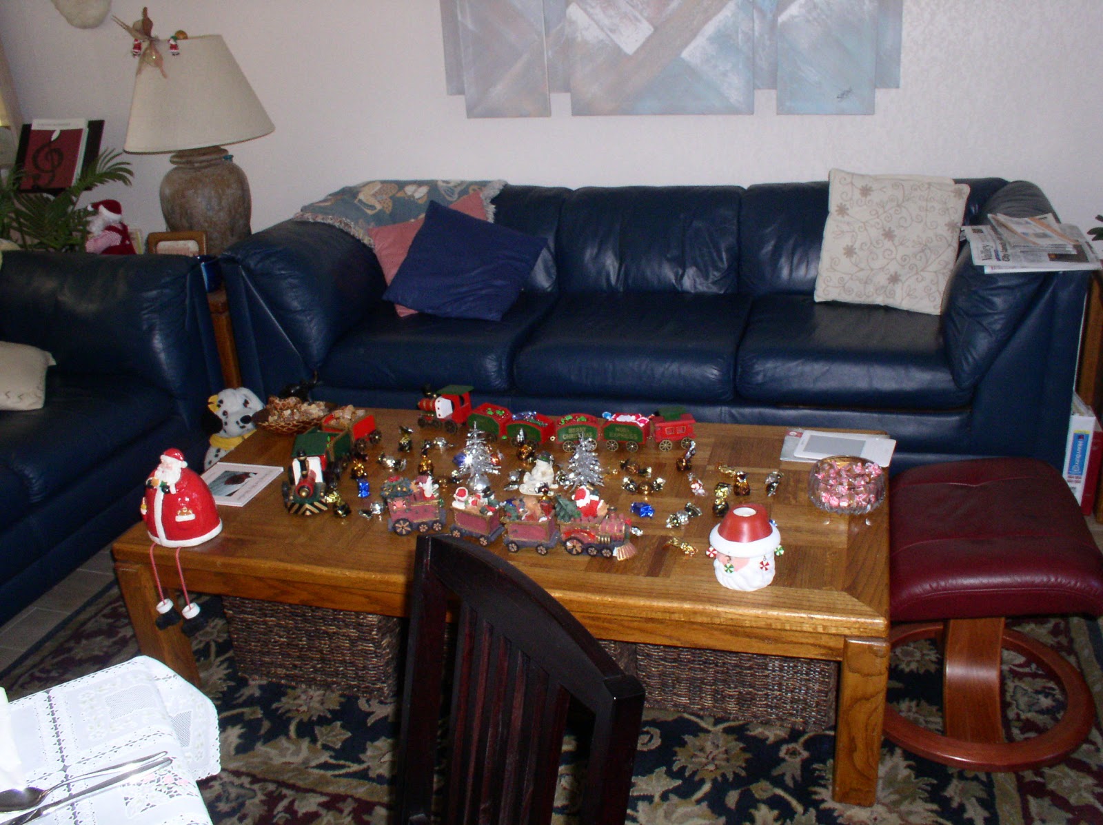 GRANDMA ROBBINS' NEST