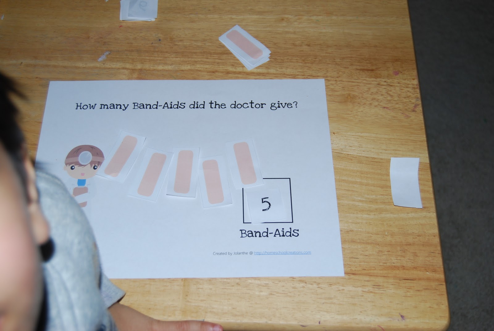 Do, learn and explore: Community Helper - Doctors