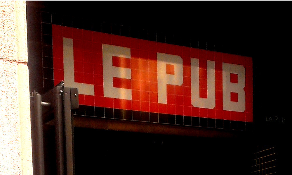 Sydney Pub List: Le Pub, Sydney