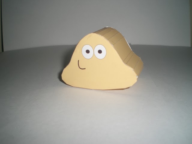 POU PAPERCRAFT