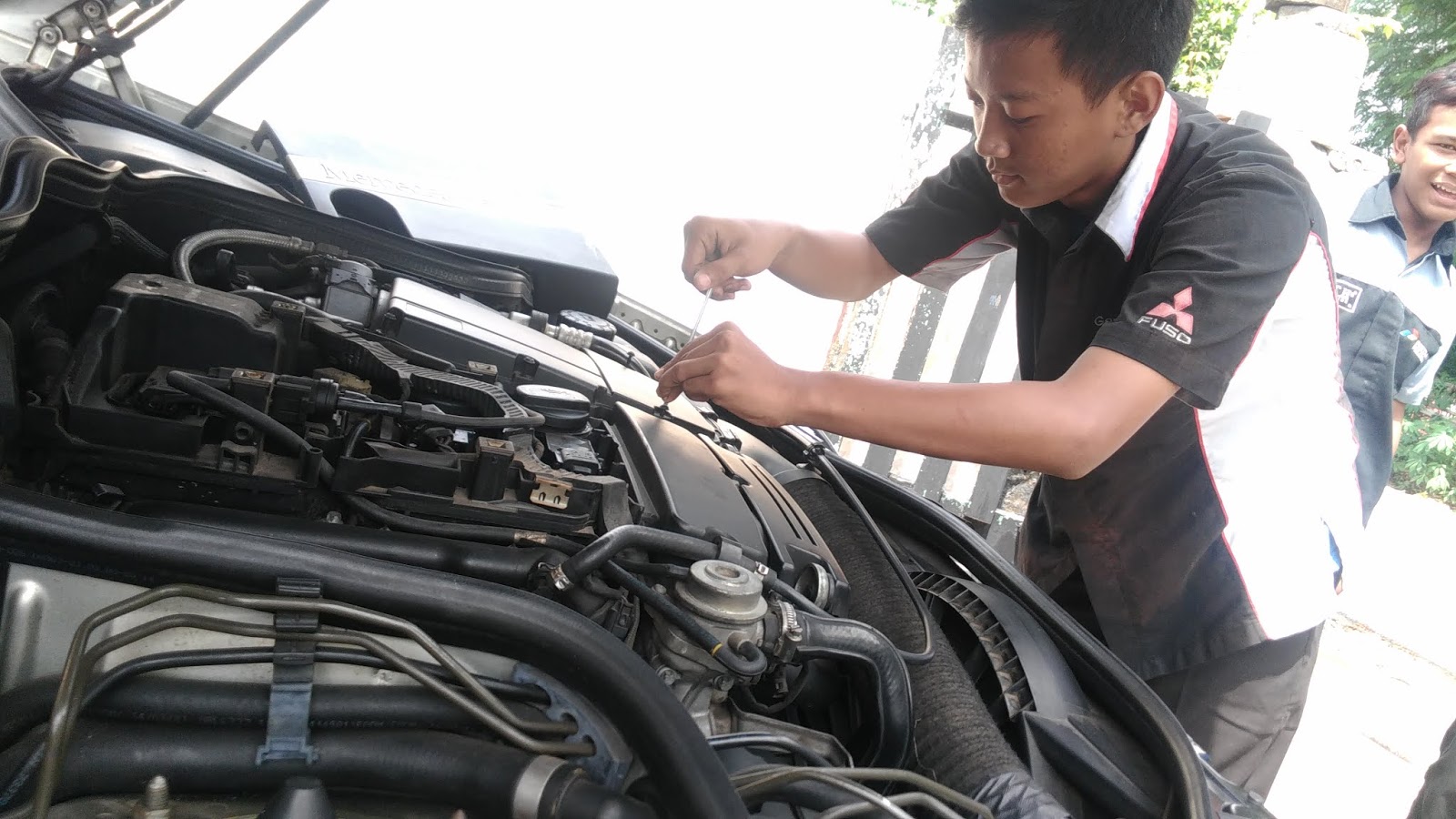 BENGKEL MOBIL SEMARANG PANGGILAN 24 JAM