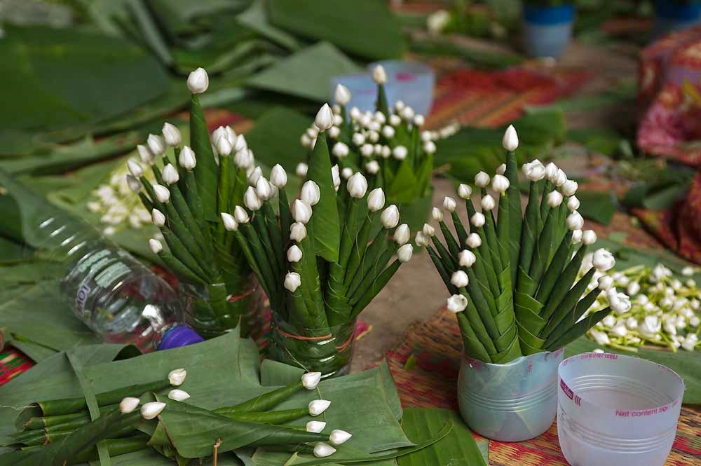 Allen's World: Theravada Buddhist Bone Washing Ritual