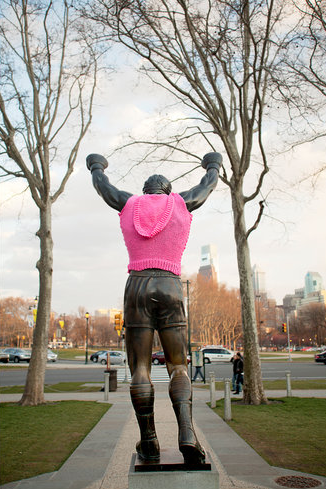 Yarn Bombing movement art – Feel Desain | your daily dose of creativity