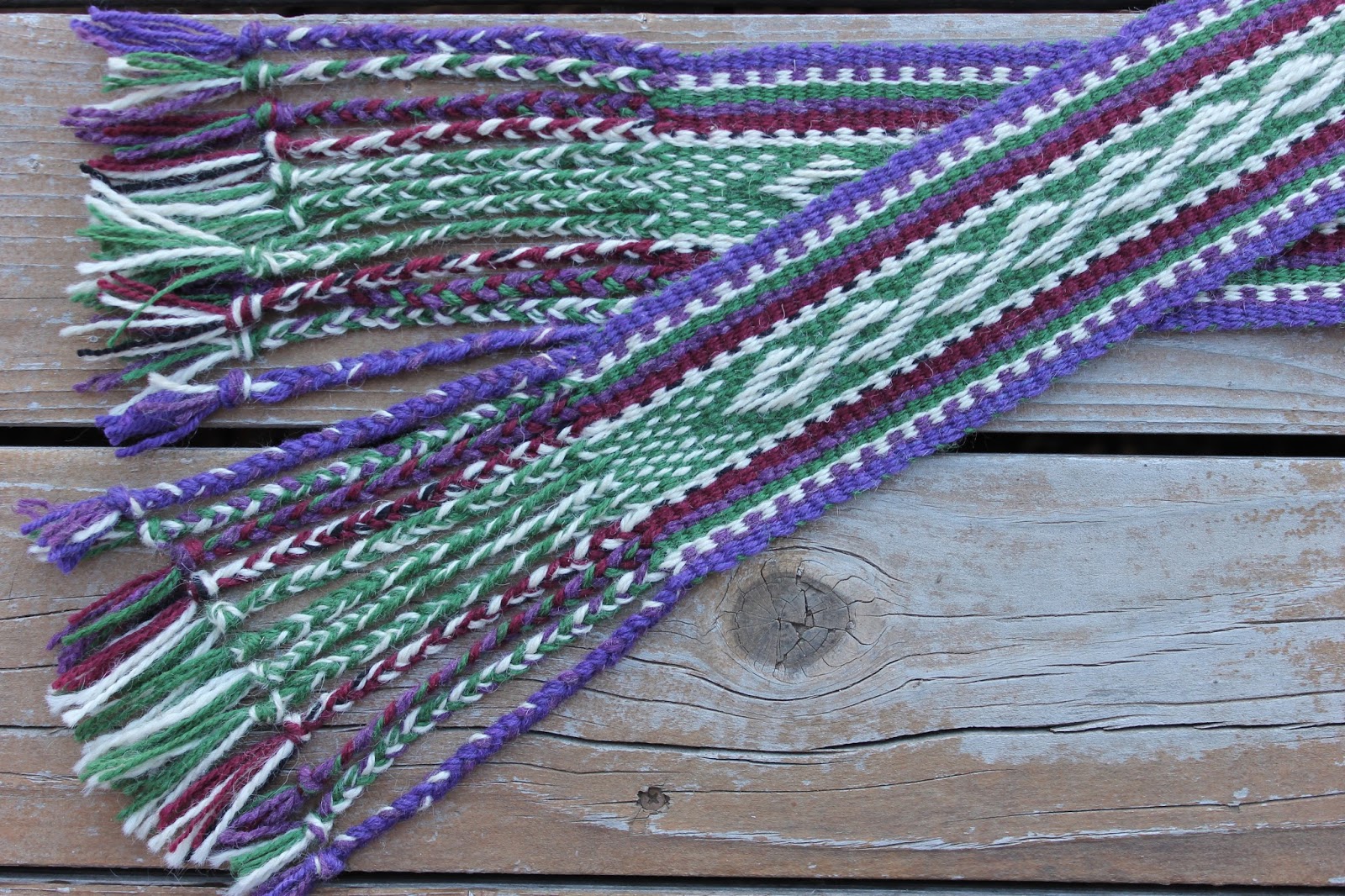 ASpinnerWeaver: The Colossally Long Sash