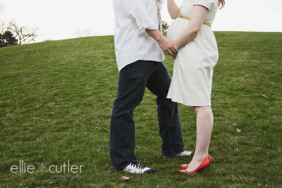 Über Chic for Cheap: Meet Ellie Cutler {Maternity Shoot}