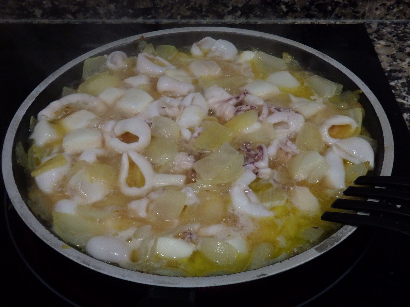 OSUKAA IS COOKING: CALAMARES Y CHOCO CON CEBOLLA Y SAKE / SQUIDS AND ...