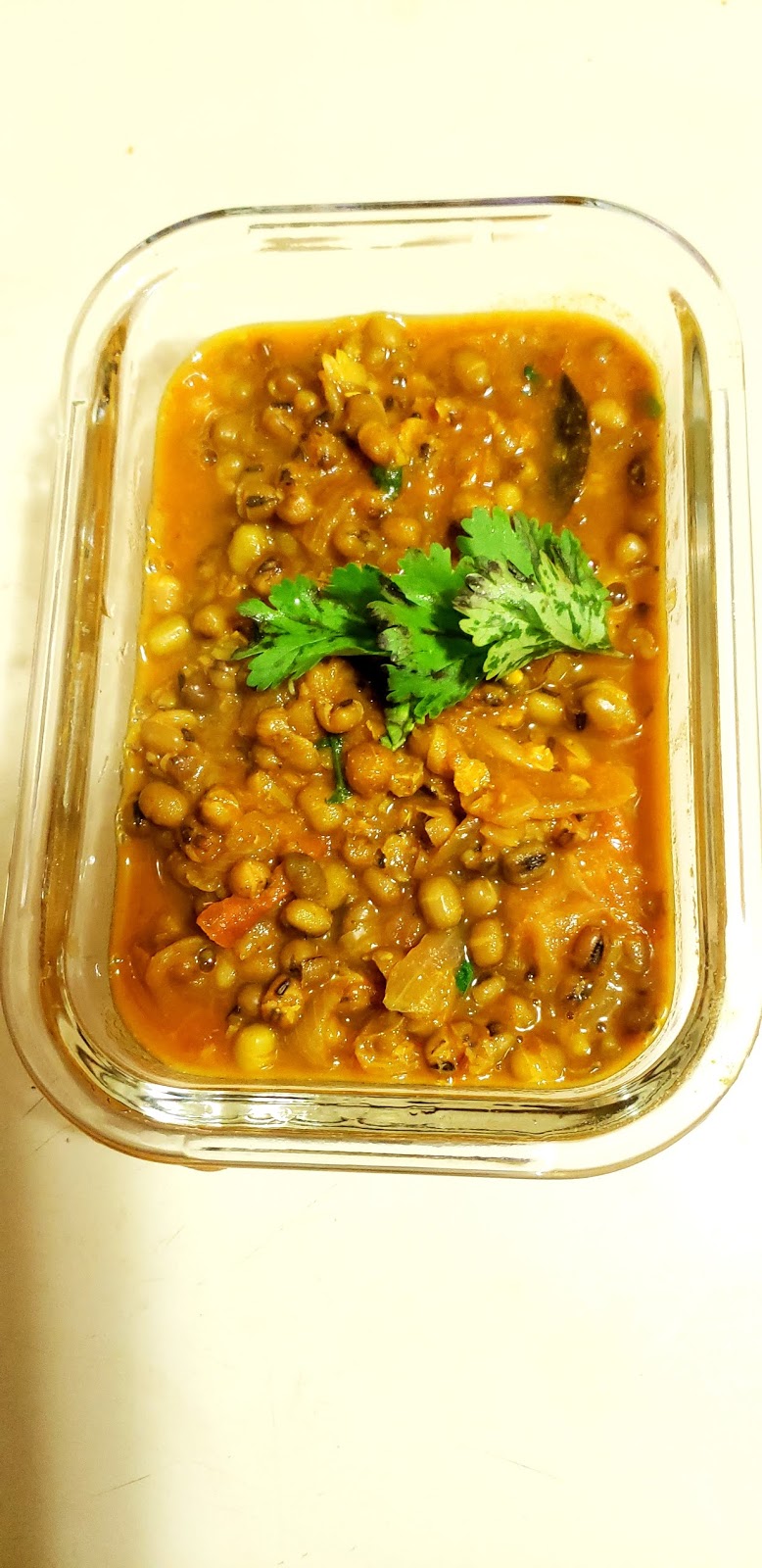 Fhami's Feast: GREEN GRAM CURRY