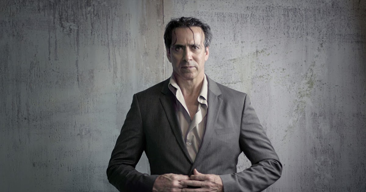 The Quantum Terror: Green Screens & Practical Effects