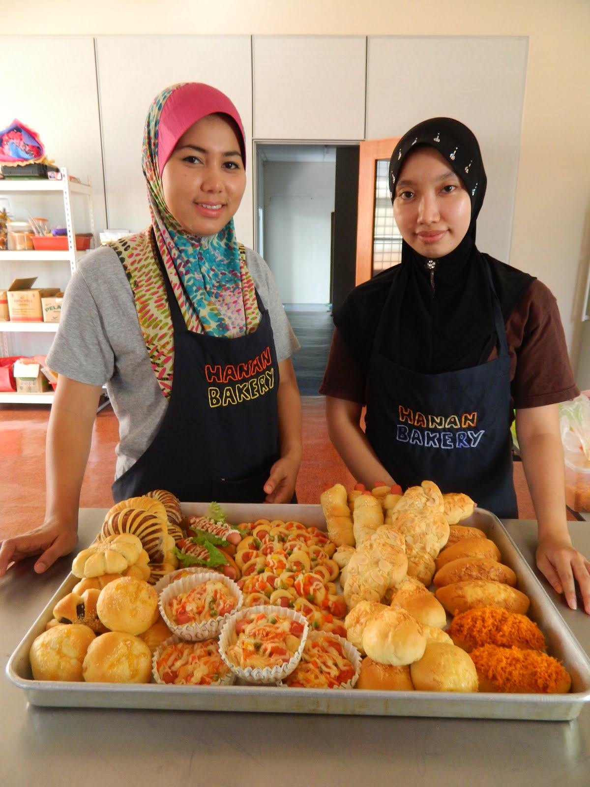 Hanan HOMEBASE Bakery: KELAS ROTI ( SWEET BUN )