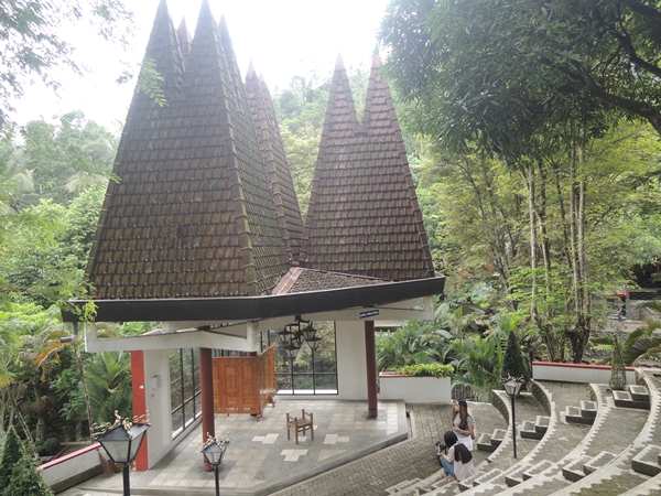 9 GUA MARIA DI JOGJA - WISATA ZIARAH ROHANI KATOLIK - PAKET WISATA ...