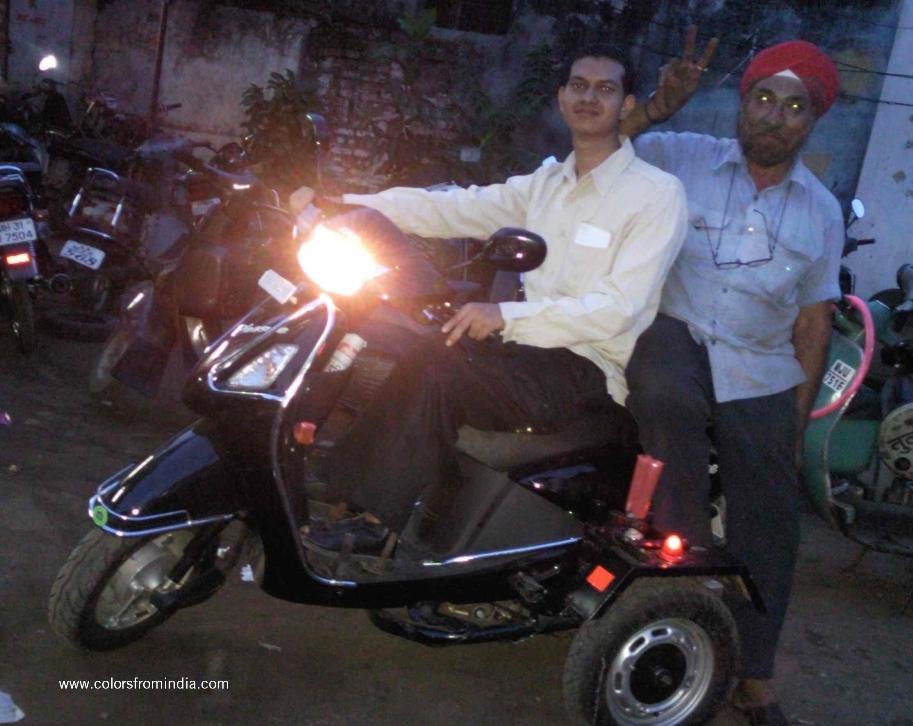 Images - Modified scooters and mobikes for physically handicapped ...