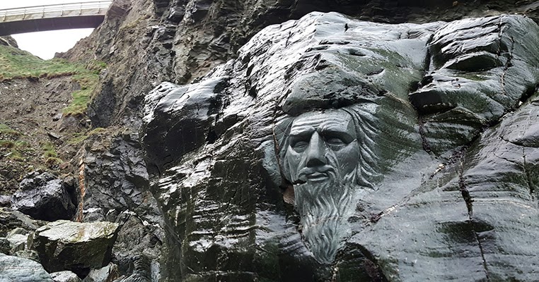 Clas Merdin: Tales from the Enchanted Island: Merlin reappears at Tintagel