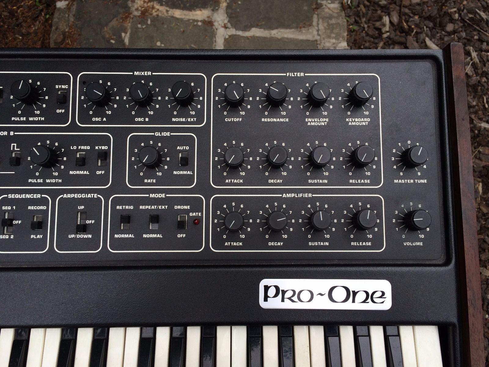 MATRIXSYNTH: Sequential Circuits Pro One SN 0144 with Extras