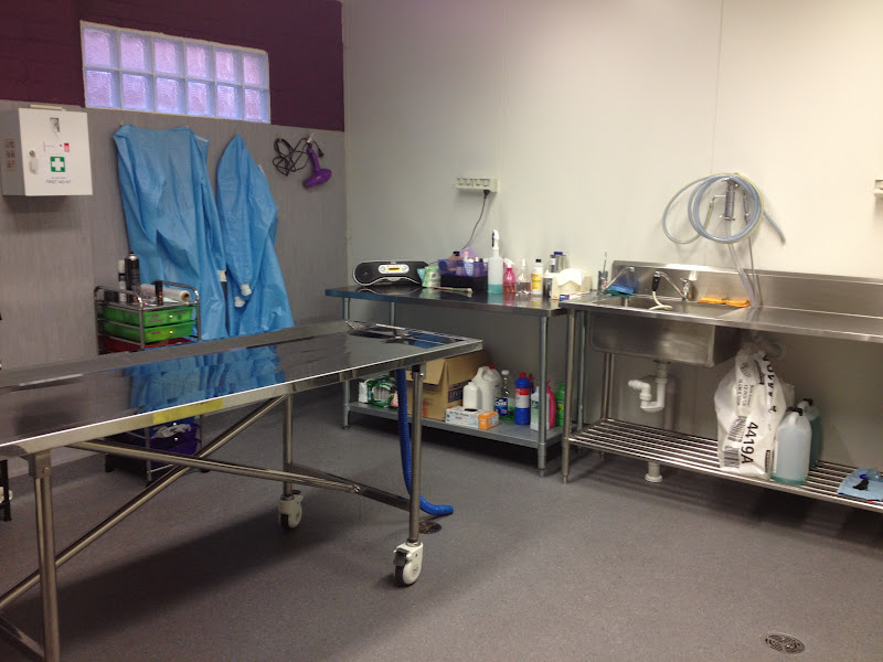 The Other Side Of Funerals: Inside a Mortuary - Again