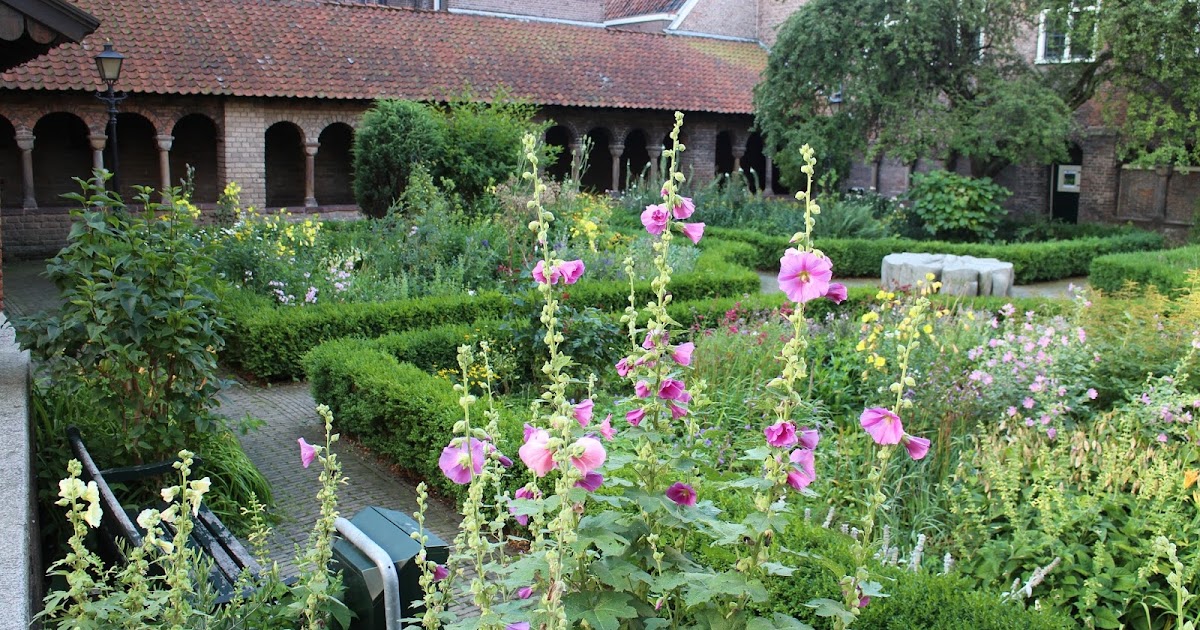 Pandhof Sinte Marie, Utrecht, Netherlands