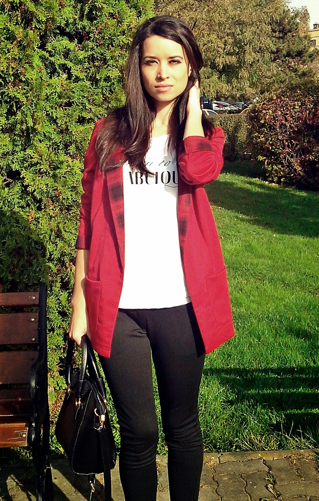 OOTD: Sunny day and deep red jacket / Diva-Charms.com - Lifeology, byCarmen