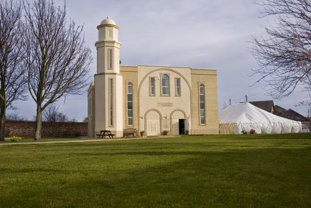 AHMADIYYA MOSQUE: Nasir Mosque - Hartlepool UK