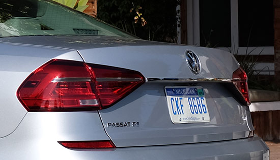 VW Passat test drive. Part one. (How about these lights) - Types cars