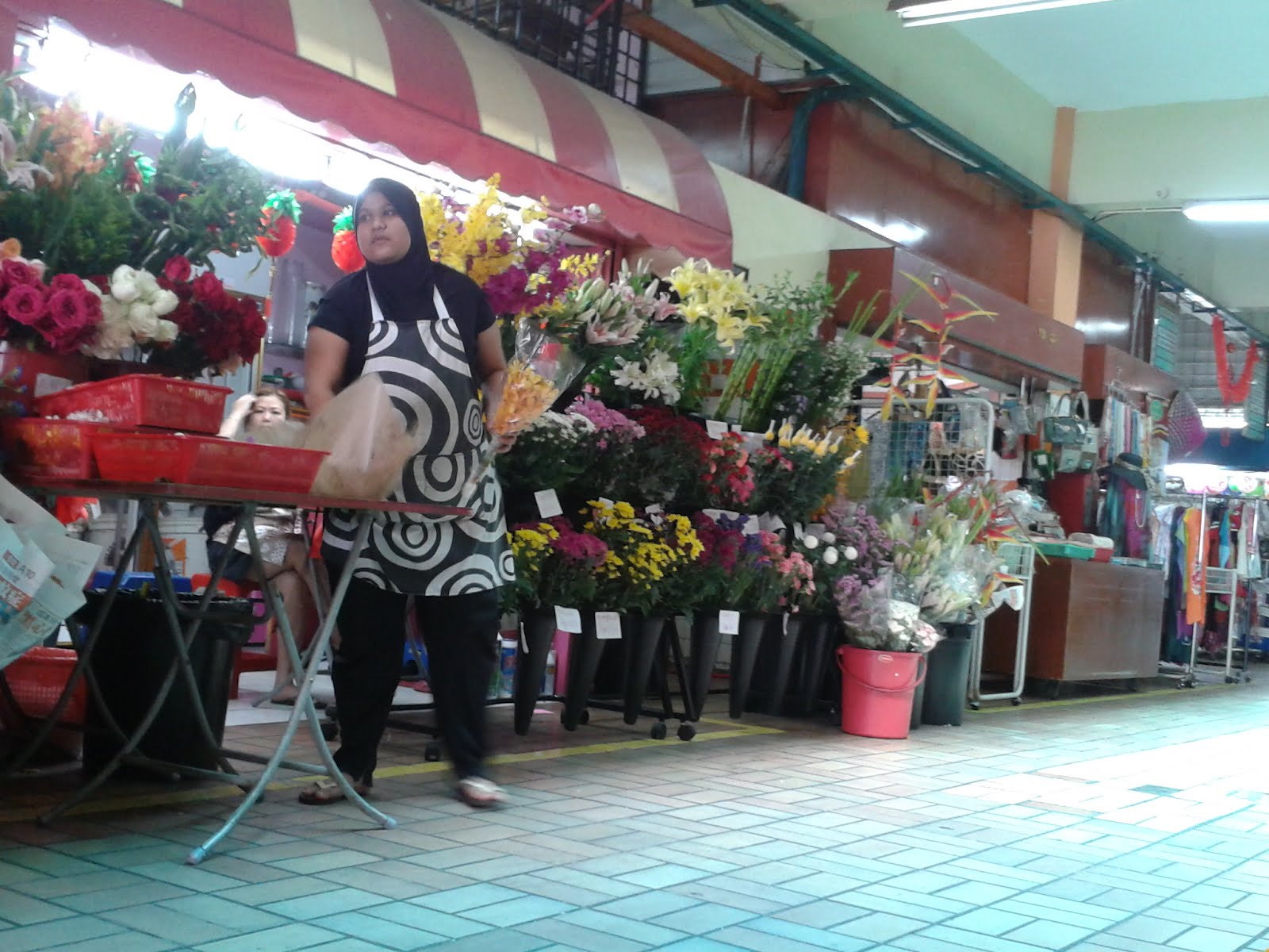 foto zaza: bunga segar: sekuntum RM3