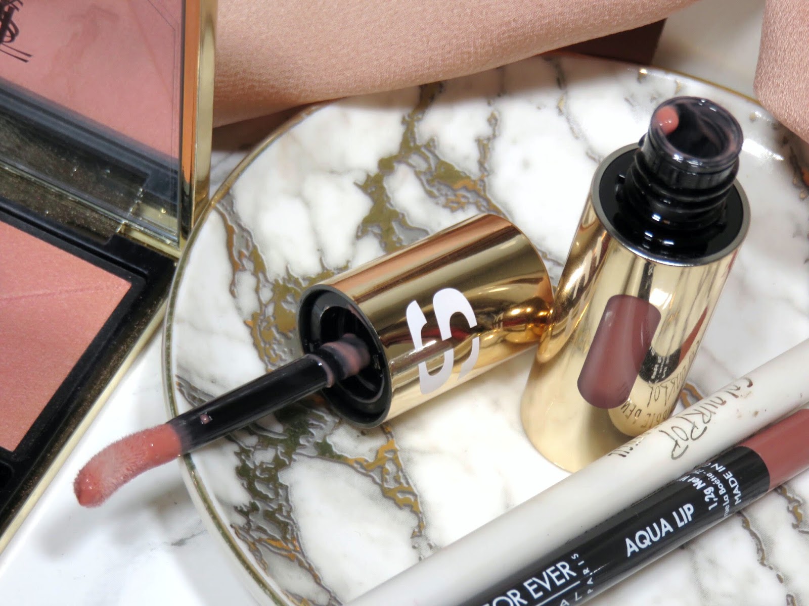 | Review | Sisley Paris Phyto-Lip Delight Sensorial Lip Oil | PRETTY IS ...