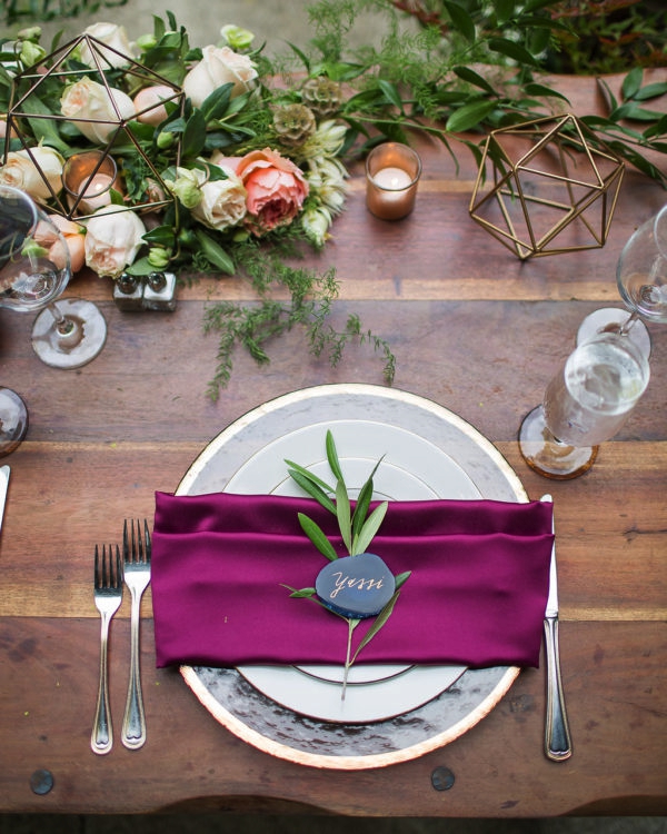 COLOR GRANADA PARA UNA BODA en LOVE, LOVE by Chic & Deco