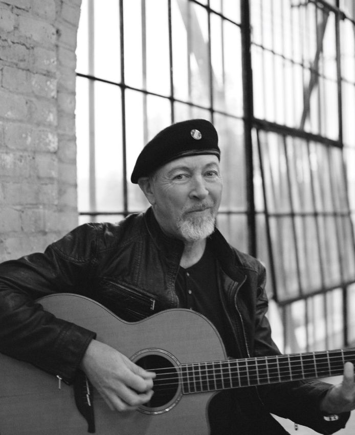 Critics At Large : Coming Full Circle: Richard Thompson's Electric