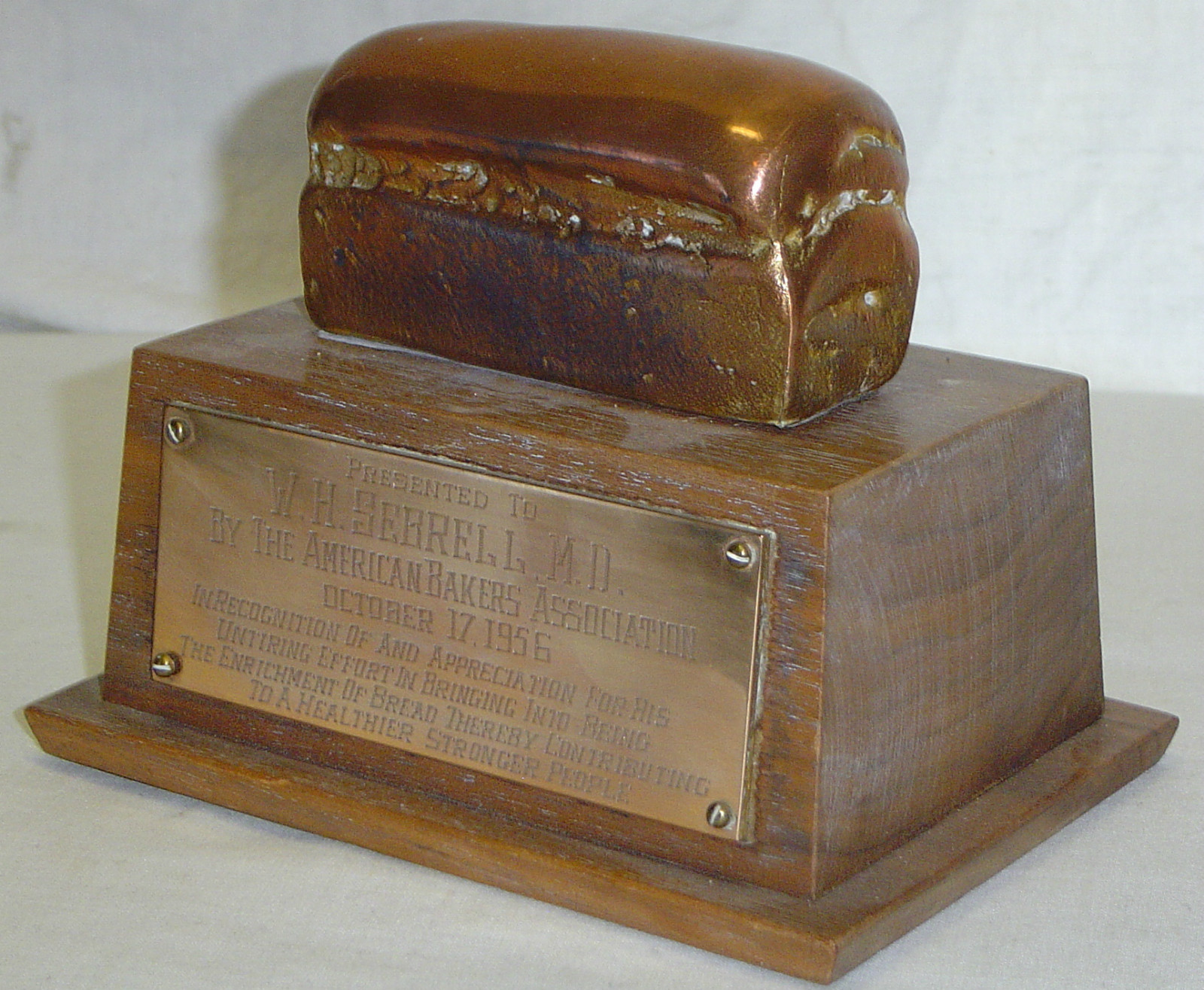 Anonymous Works: Bread Award