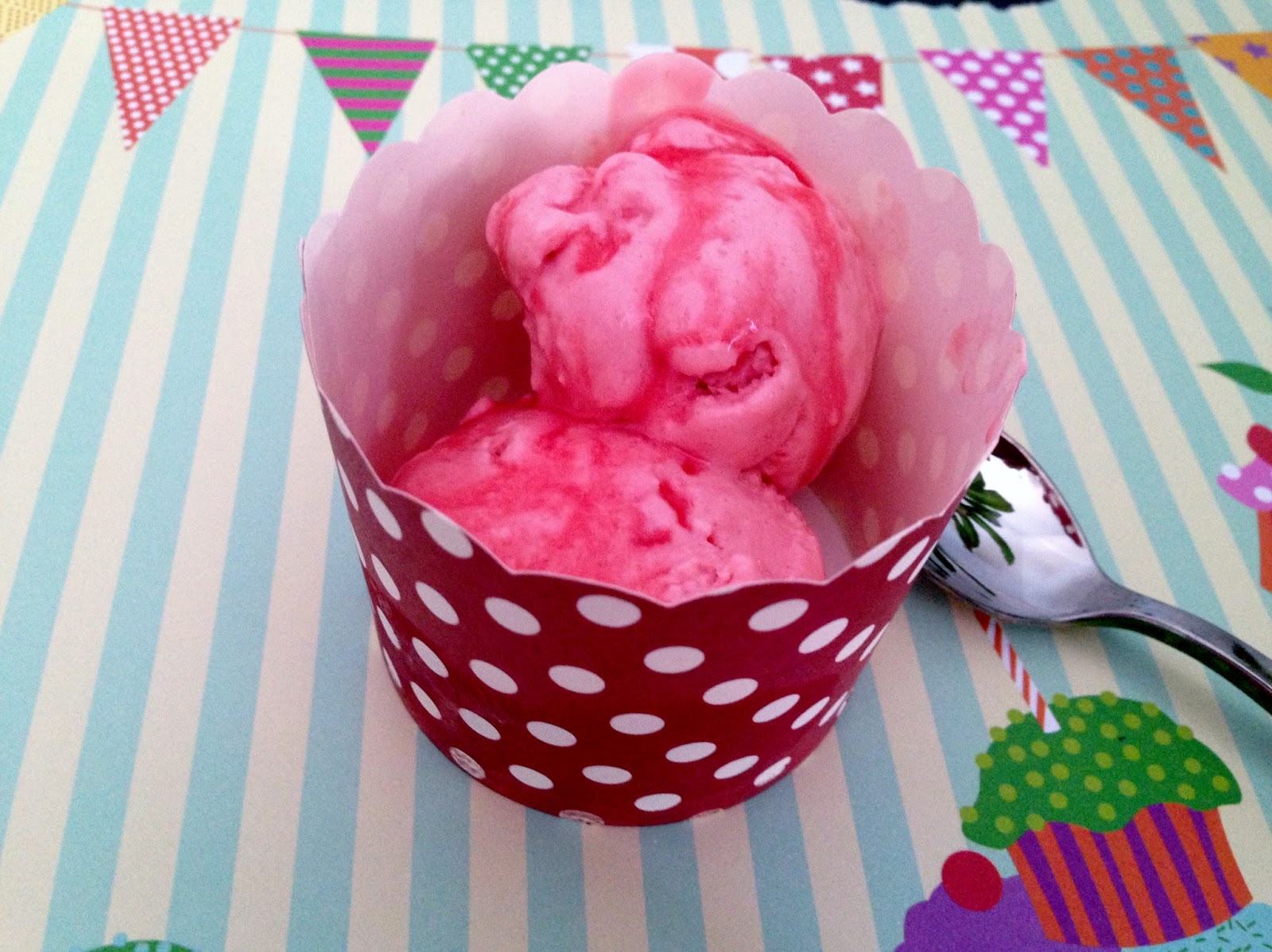 Helado de Chicle de Plátano/ Banana Buble Gum Ice Cream