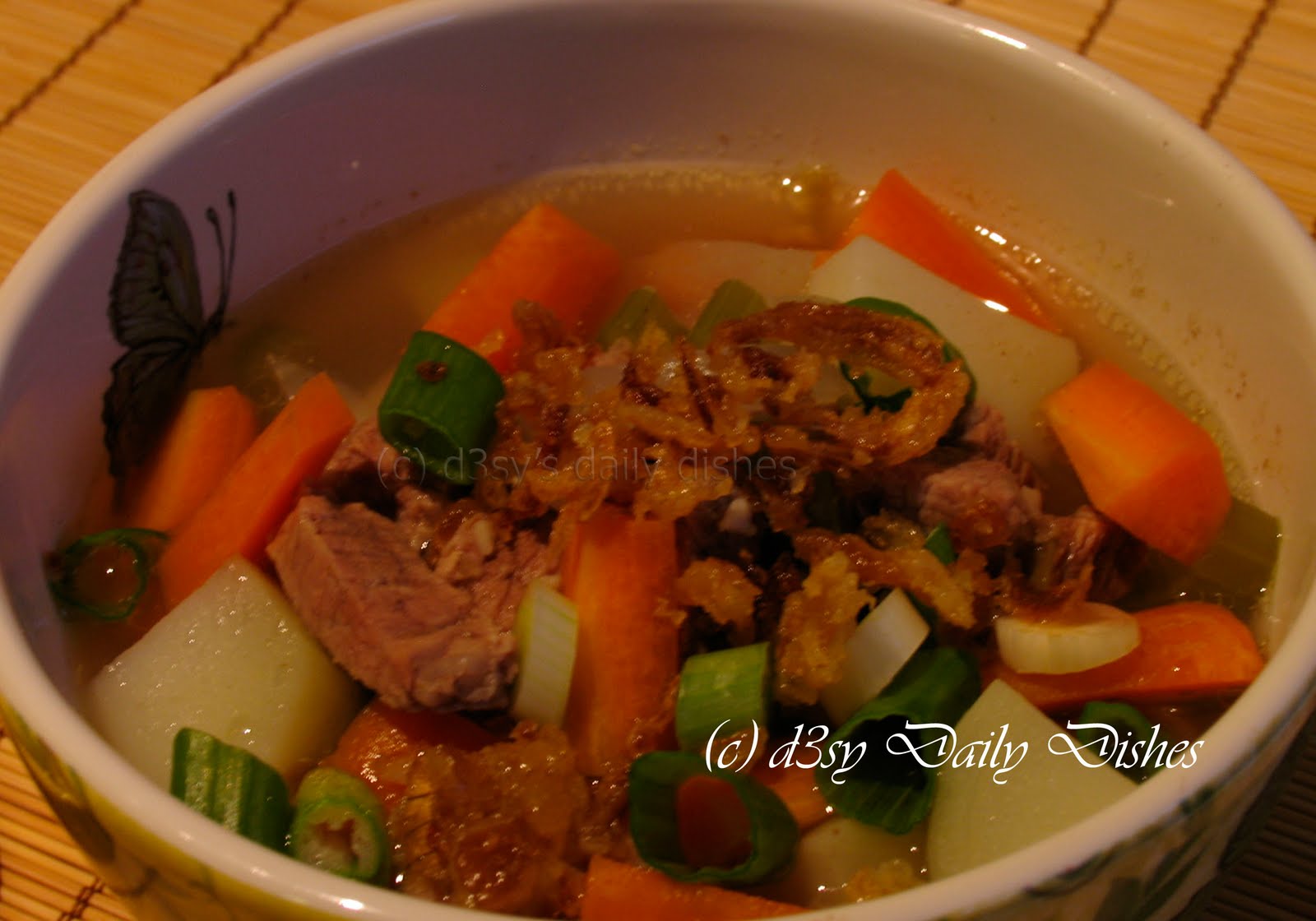 d3sy's Daily Dishes: Beef Soup with Vegetables (Sop Daging Sapi)