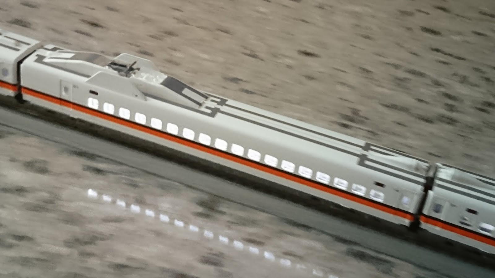 Jhan 個人模型製作工房 model toy making studio (^-^): KATO N scale 台灣高鐵Taiwan ...