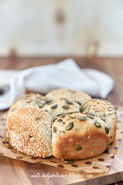dailydelicious thai: Breads