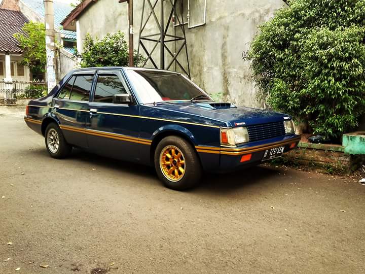 Dijual Sedan Retro Lancer SL 82 Cakep Banget....Kinzlong Bingits ...